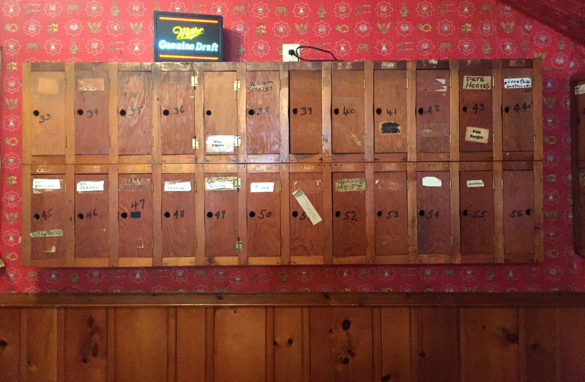 A Brief History of the Midwest Supper Club | TASTE