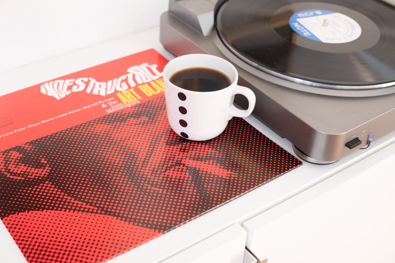 How to Actually Taste Coffee and Forget About Those “Notes of ...